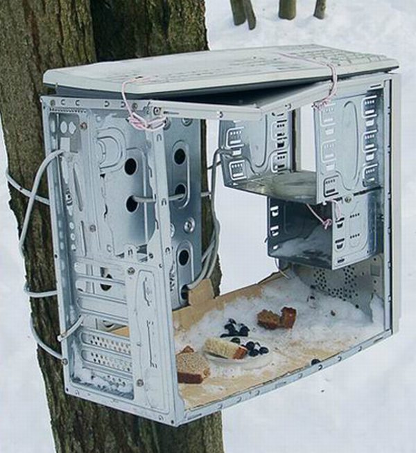 Creative ways to make use of old computer hardware (16 pics)