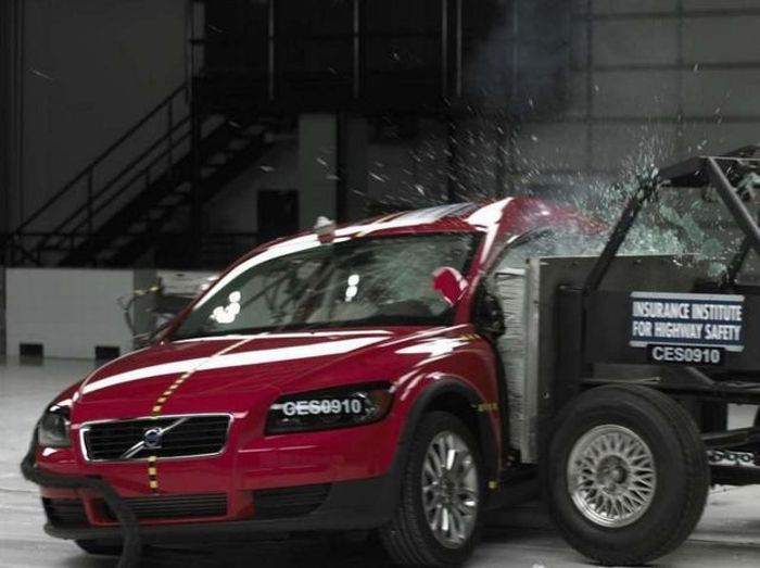 Crash Tests (41 pics)