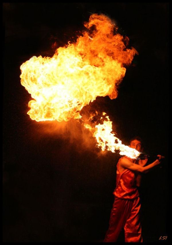 Firebreathing (31 pics)