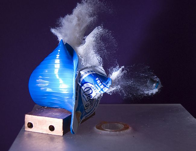 Amazing High Speed Photography by Alan Sailer (99 pics)