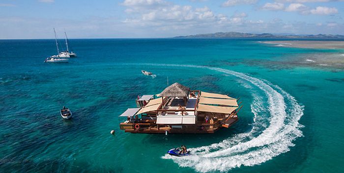 This Floating Bar Off The Coast Of Fiji Is Awesome (15 pics)