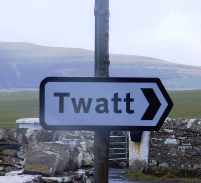 Funny Places 32 Pics Funny Places 32 Pics