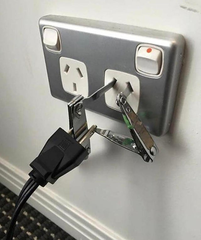 Redneck Inventions And Repairs (23 pics)