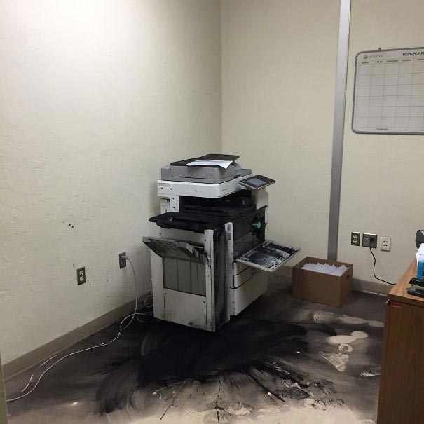 Bad Days Happen (23 pics)